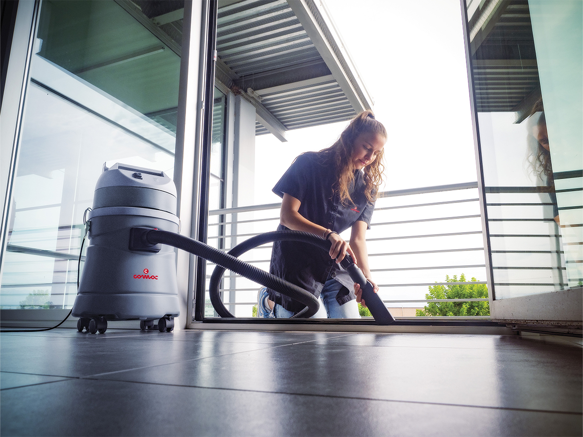 Vacuum Cleaner Not Working? 7 Common Issues and Easy Fixes – The Comac Blog